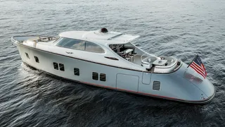 In-build "whisper-quiet" Zeelander 8 yacht sold to American owner